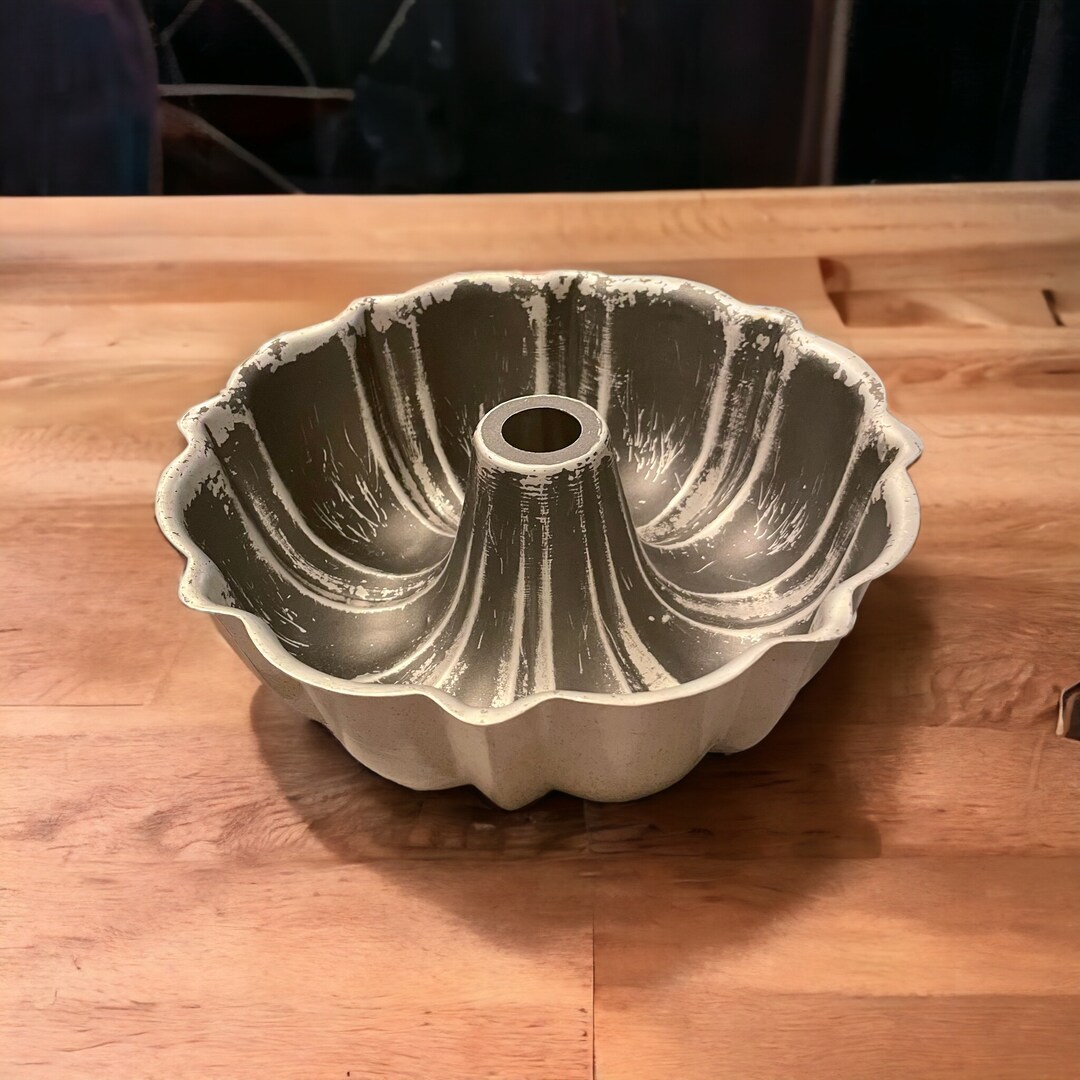 Vintage Bundt Cake Cooking Aluminum Pan Angel Bread 10x3.5 Kitchen ...