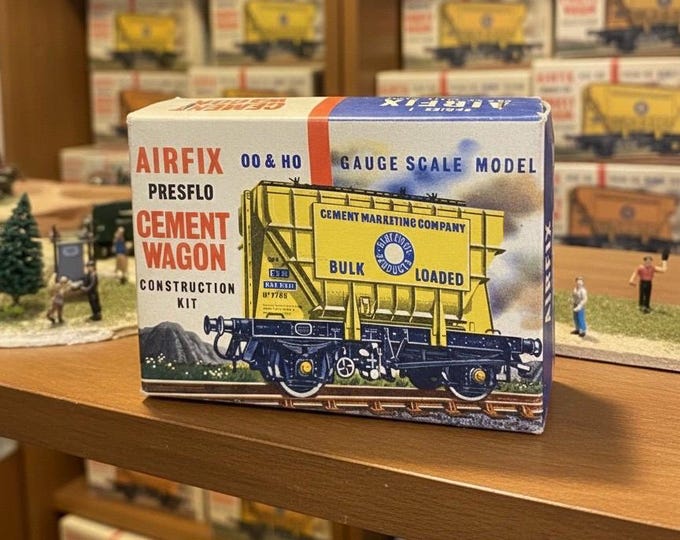 Vintage Airfix Presflo Cement Wagon OO / HO Scale Model Kit Unbuilt W ...
