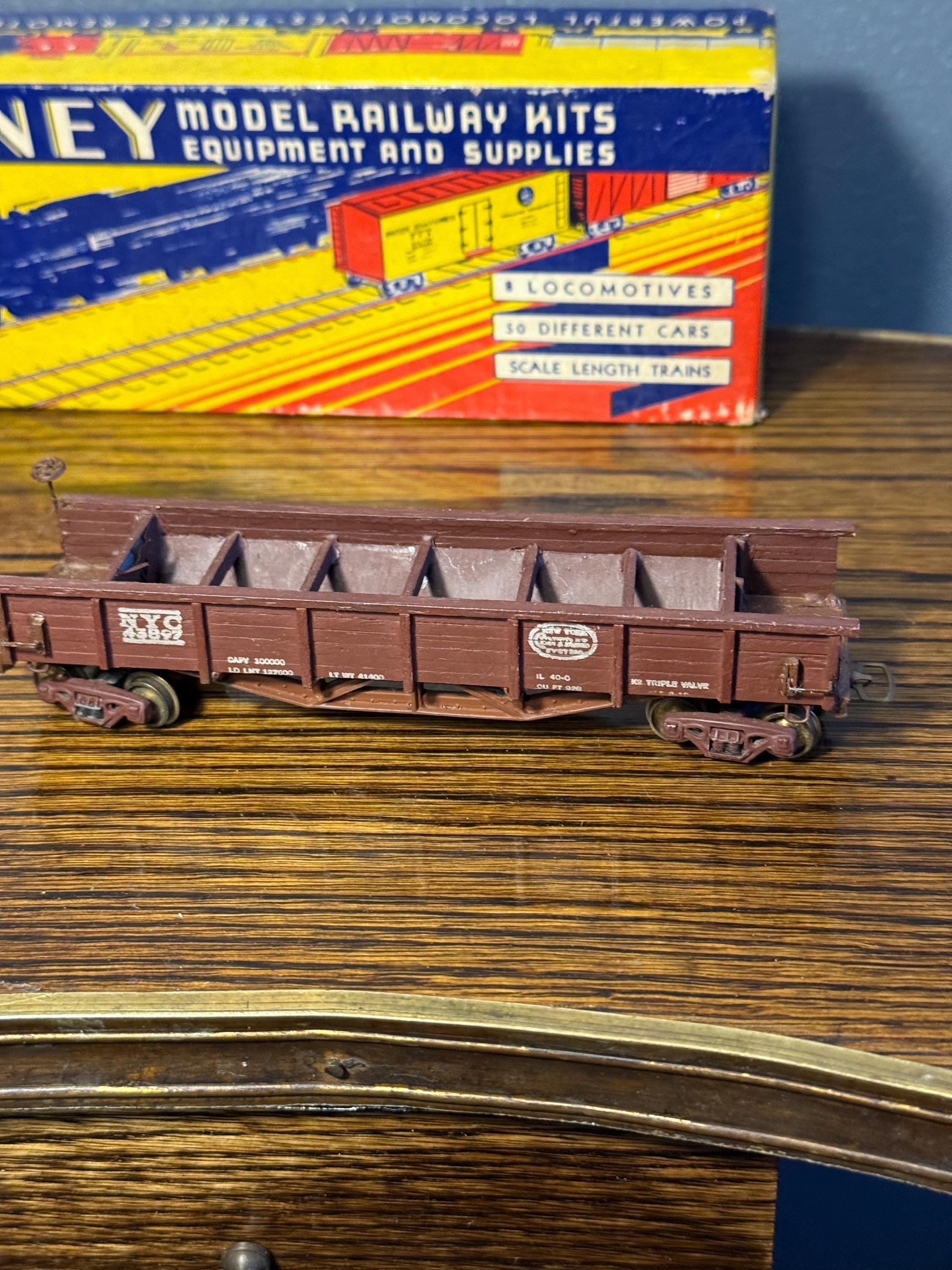 Vintage Varney HO Scale Dry Ice R-19 Liquid Carbonic Open Hopper Car W ...