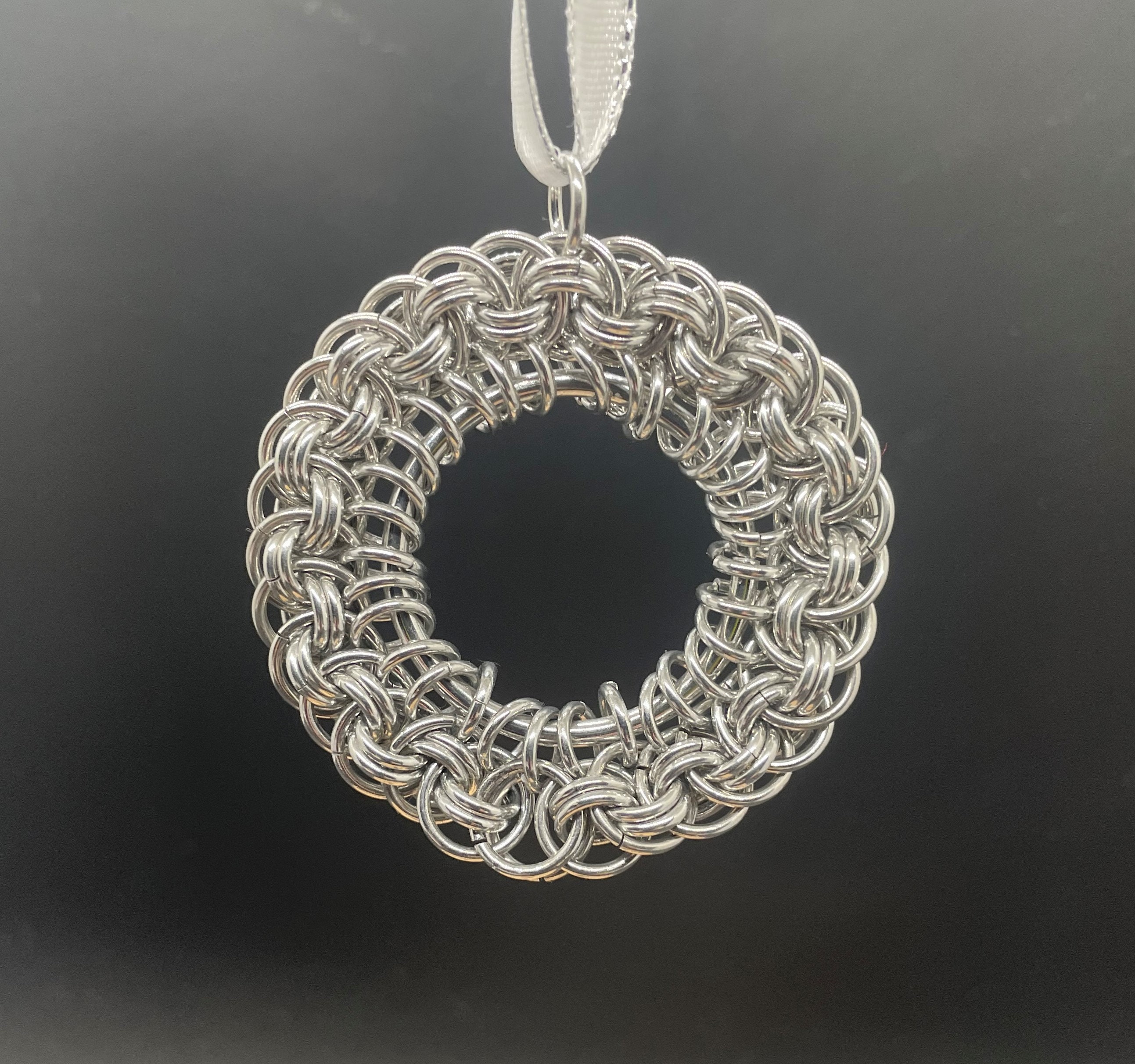 Chainmail Tutorial – Cool Waves Christmas Ornament/pendant (chain Mail ...