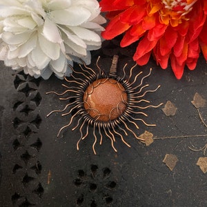Sunstone Wire Wrapped Pendant. Wire Wrapped Sunstone. Sunburst Wire ...