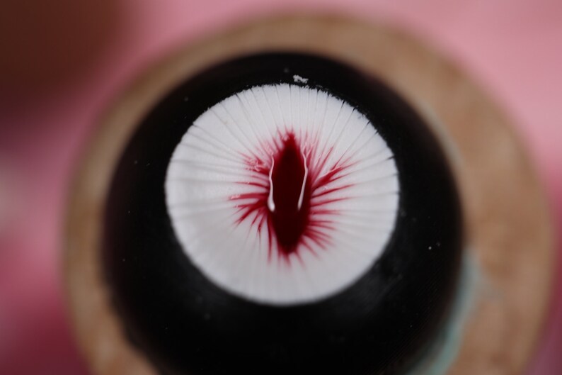 Devil Blood BJD Eyes, Handmade Resin Doll Eyes (12-18mm) - Etsy