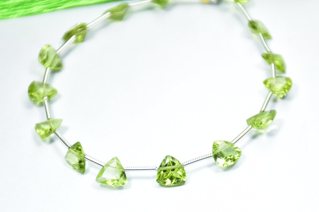 AAA Quality Natural Peridot Triangle Faceted Gemstone Beads 7 Inch ...