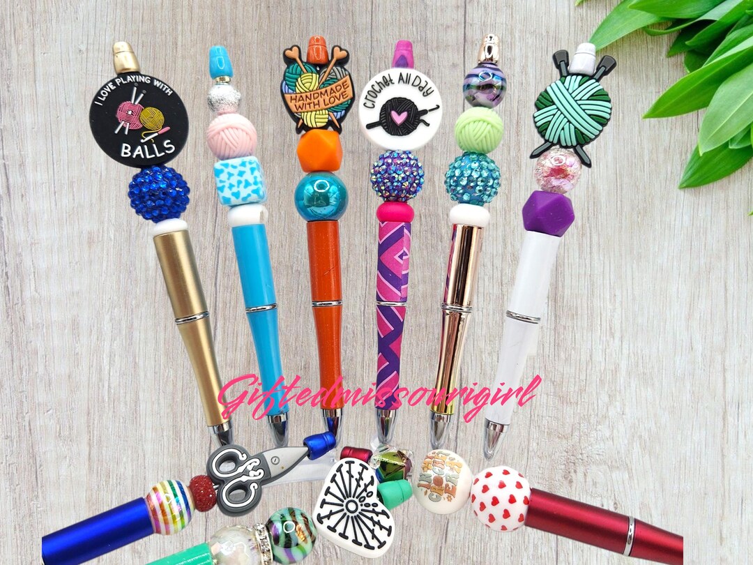 Crochet & Knitting Pen // Yarn Ball // Scissors // Knitting // Crochet ...