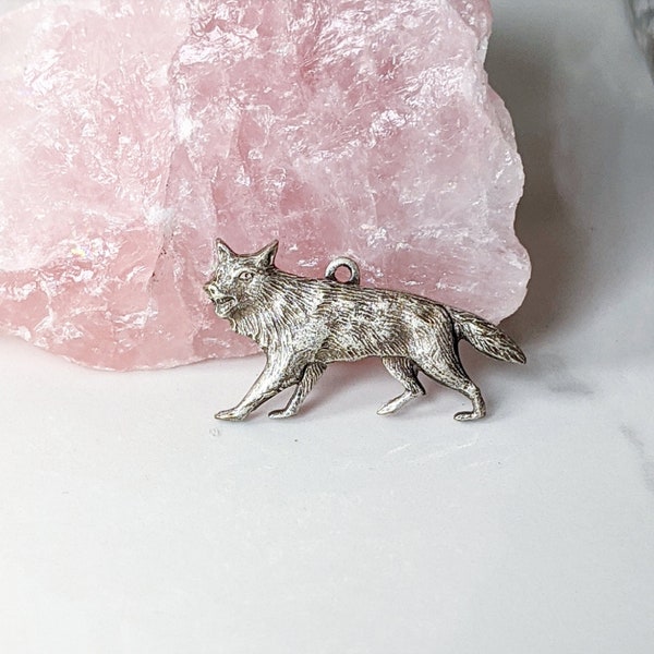 Wolf Charm - Etsy
