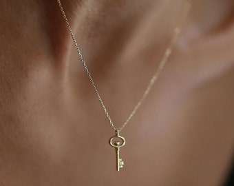 Gold Key Necklace - Etsy