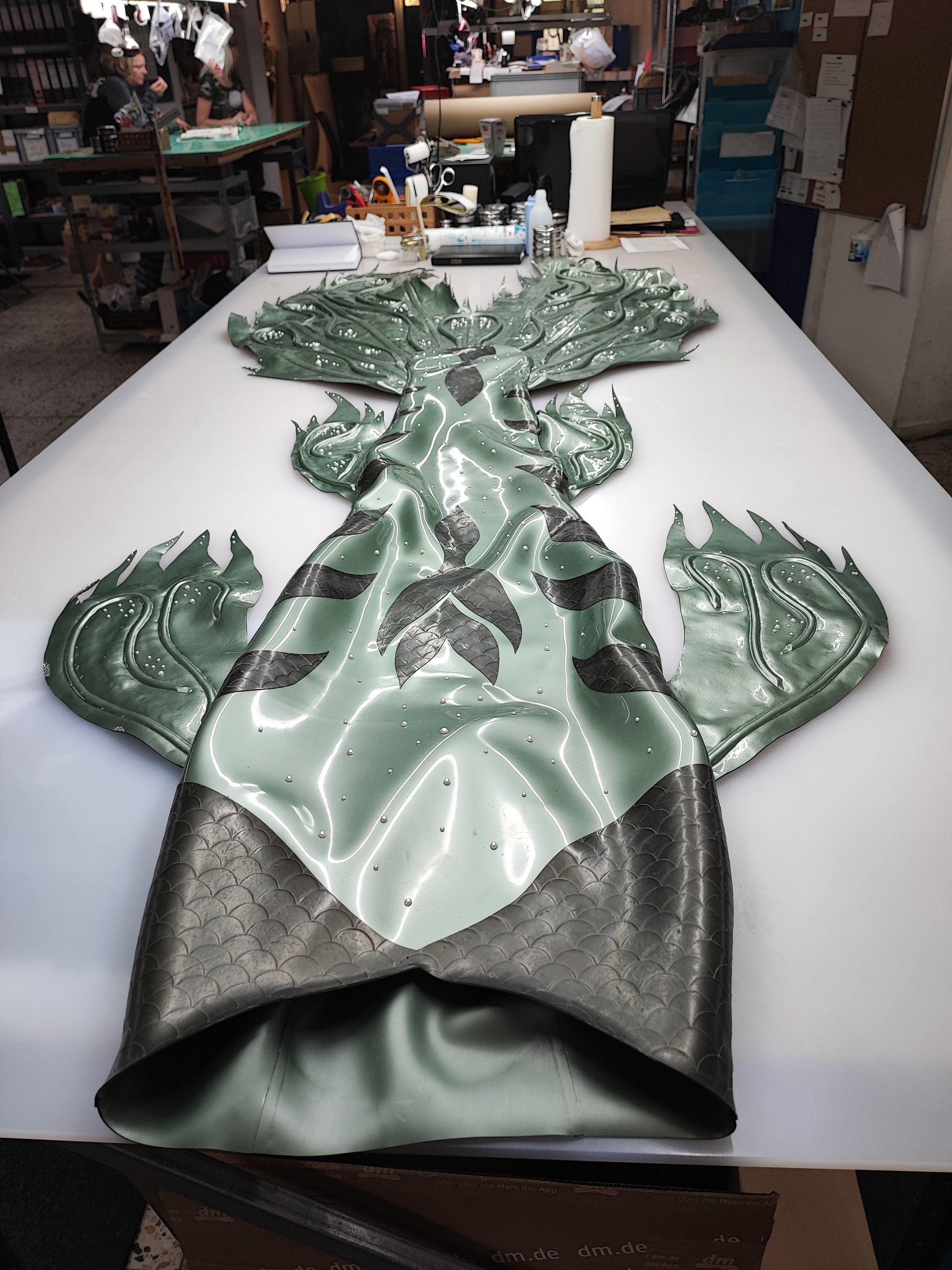 Siren Mermaid Cosplay Costume Fish Tail and Top With Pearls and Scale ...