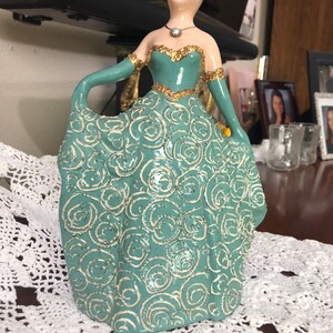 Vintage Porcelain Spanish Lady Figurine - Etsy