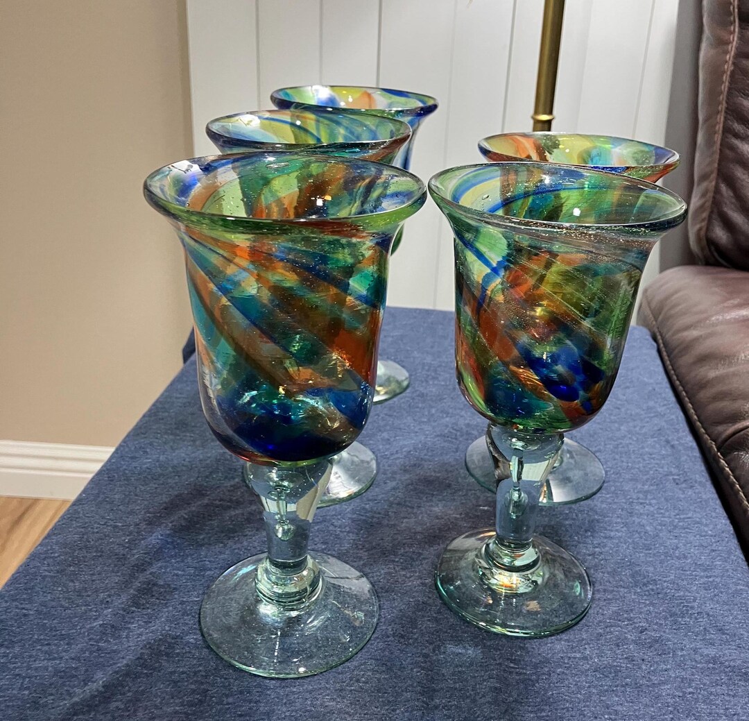Vtg Mexican Hand Blown Confetti Art Glass Wine/ Water Goblets. Set of 5 ...