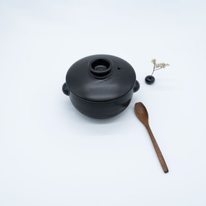 Handmade Korean Ttukbaegi Pot With Lid: Small Earthenware Kitchenware ...