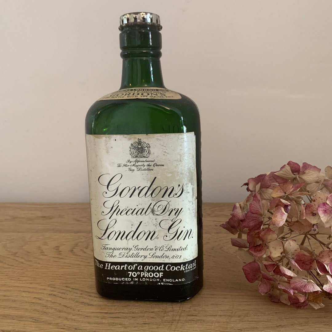 Vintage Gordons Gin Bottle Vintage Home Collectable Glass - Etsy
