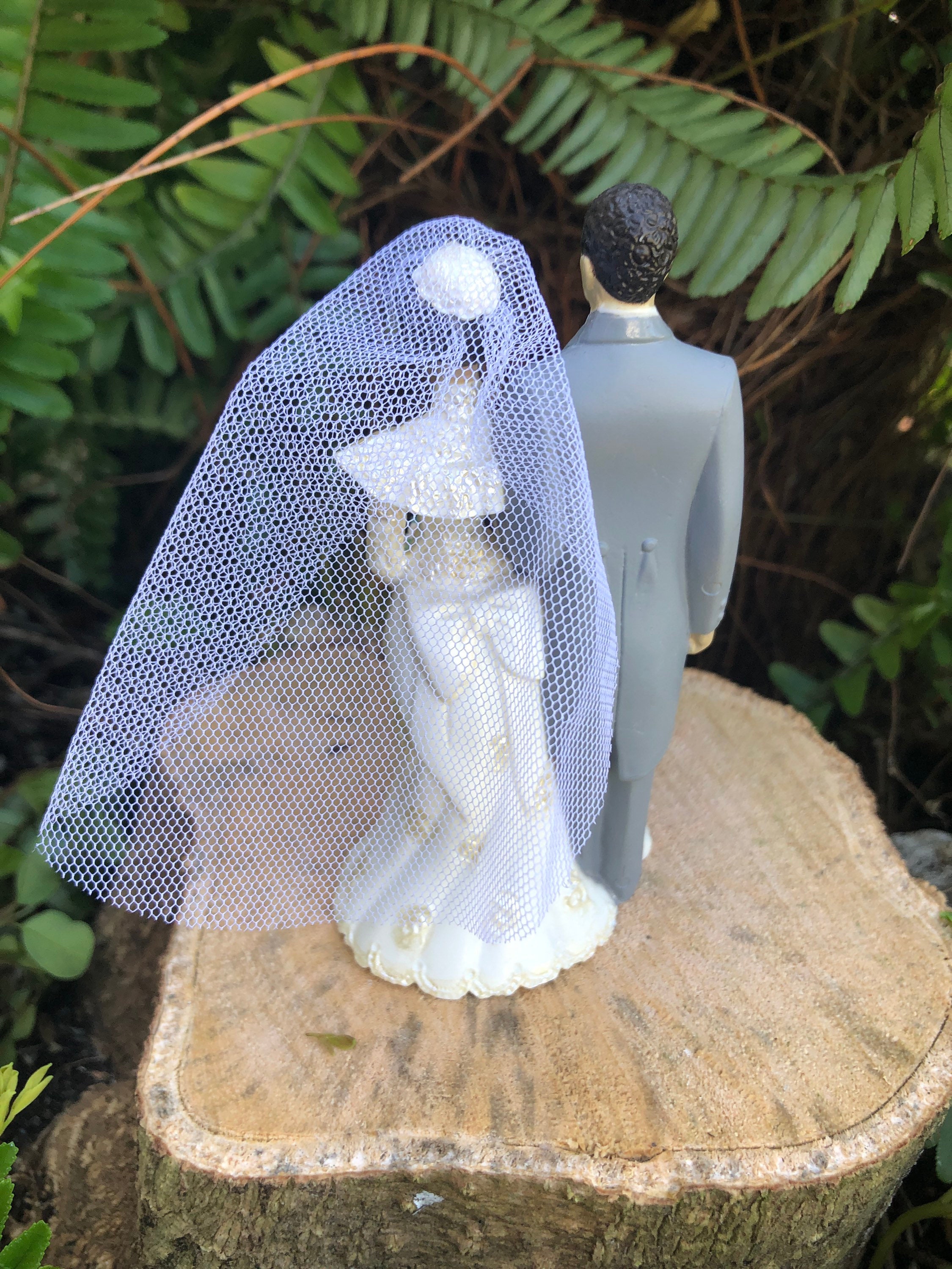 Bride and Groom Plastic Cake Topper - Etsy