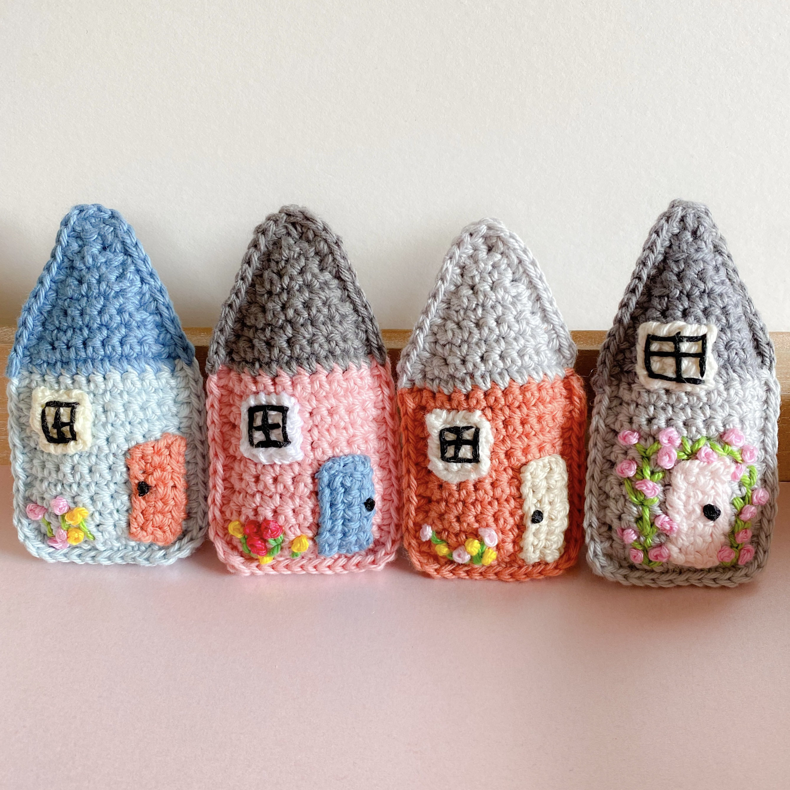 Crocheted Cottage Keyring. Perfect housewarming gift. | Etsy