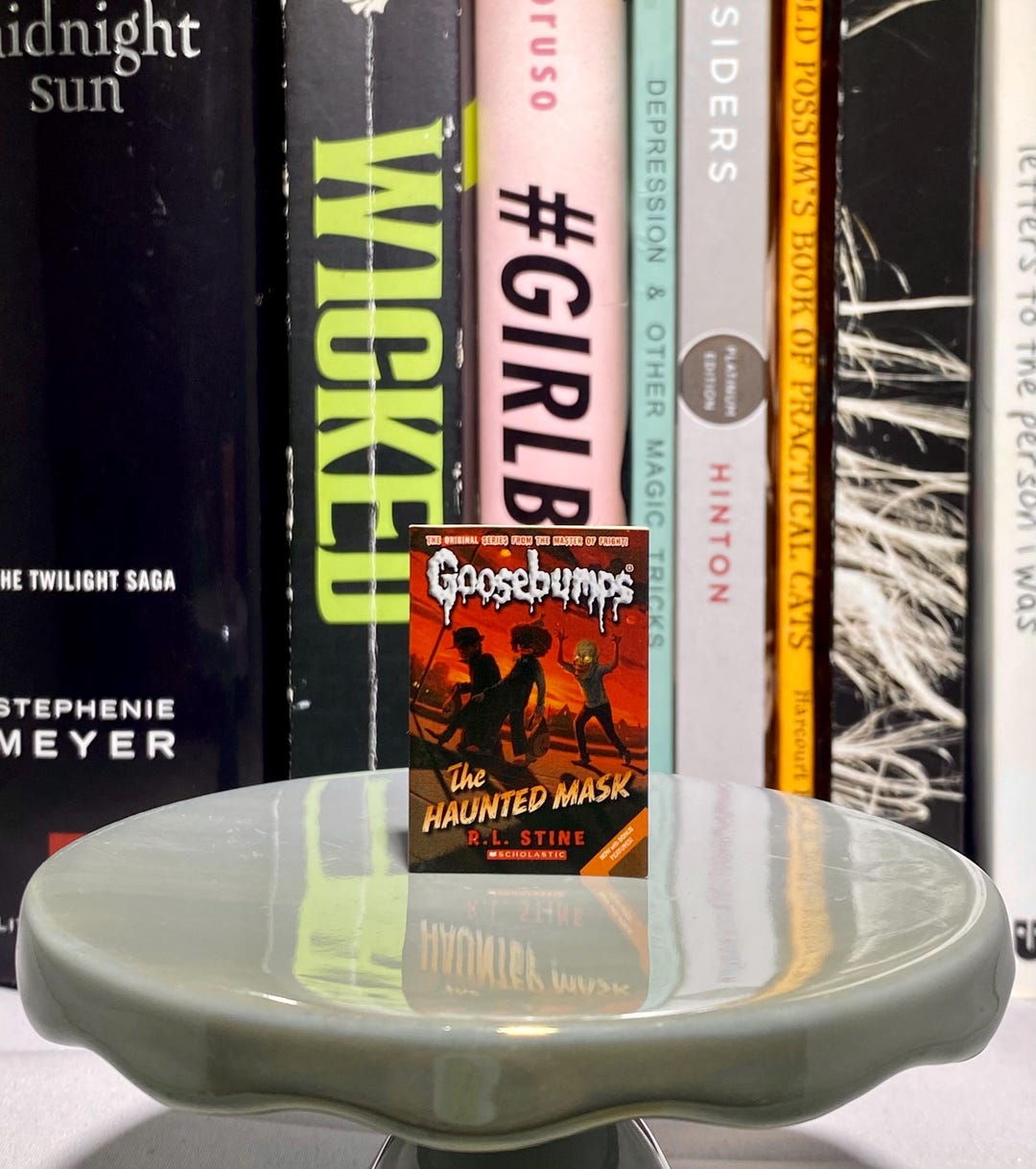 Goosebumps Mini Book Magnet - Etsy