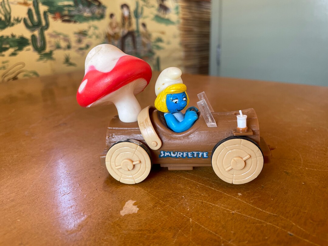 RARE*1983 Smurfette Mushroom Log Toy Car - Etsy