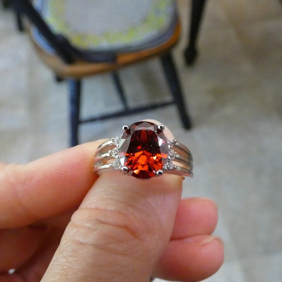 926 Silver Ring With Sparkly Red Stone and Cubic Zircons Size 6 3/4 ...