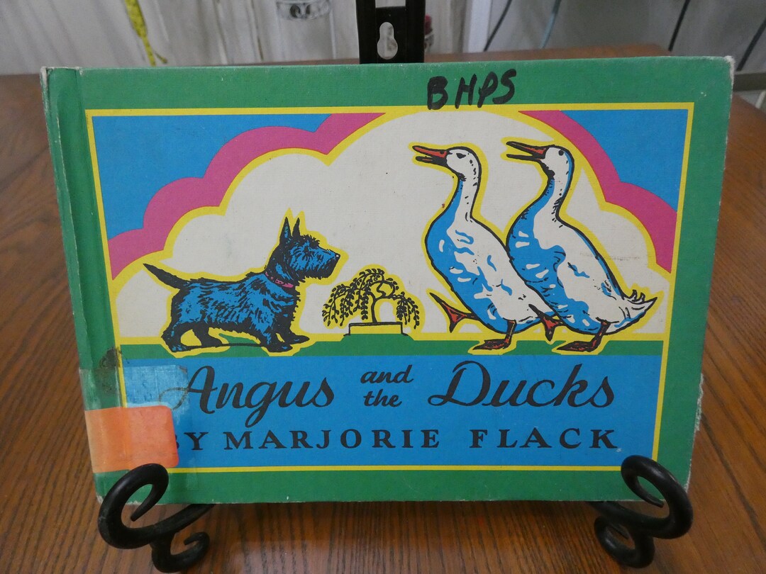 Vintage 1930 Hardback Children's Book angus and the Ducks - Etsy