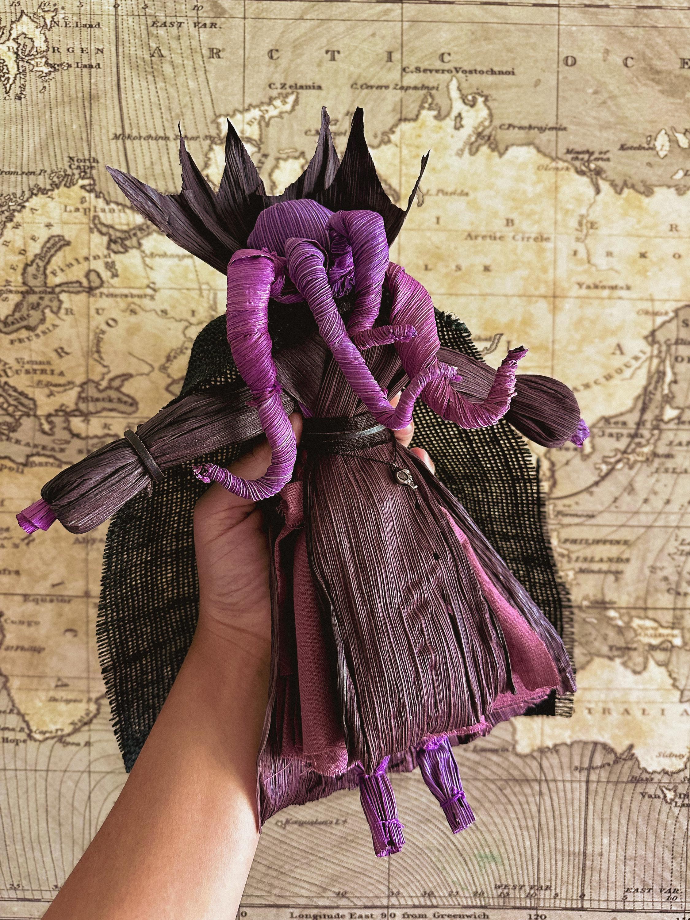 Mind Flayer/illithid Corn Husk Doll - Etsy