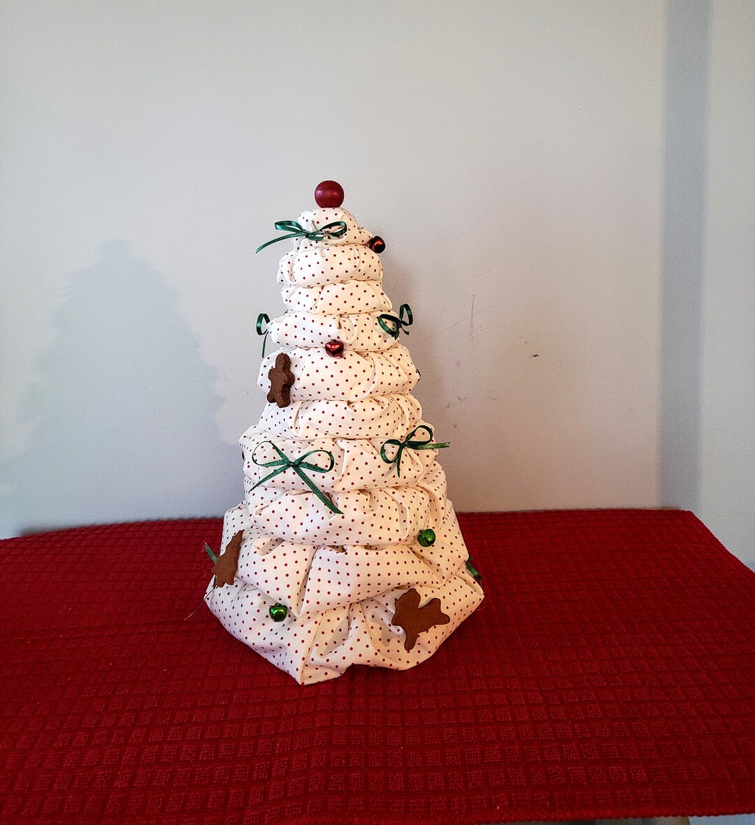 Tiny Dot Christmas Tree, Red Dot Tree, Holiday Tree, Holiday ...