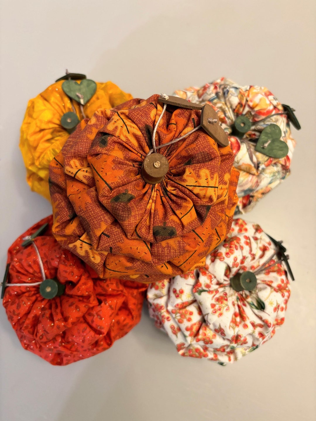 Small Fabric Yo-yo Pumpkin: Fall Decor With Wooden Accents - Etsy