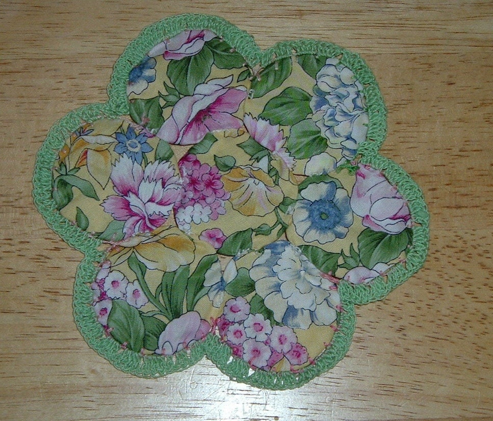 Unique Farmhouse Yo-yo Doily, Hand Sewn Yo-yos PLUS Hand Crocheted ...