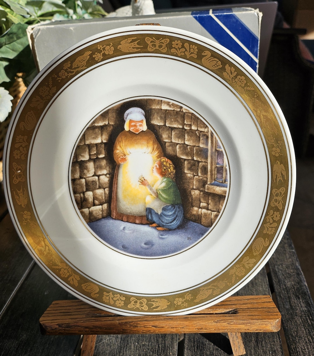 Hans Christian Andersen "the Little Match Girl" Fairytale Plate, Royal ...