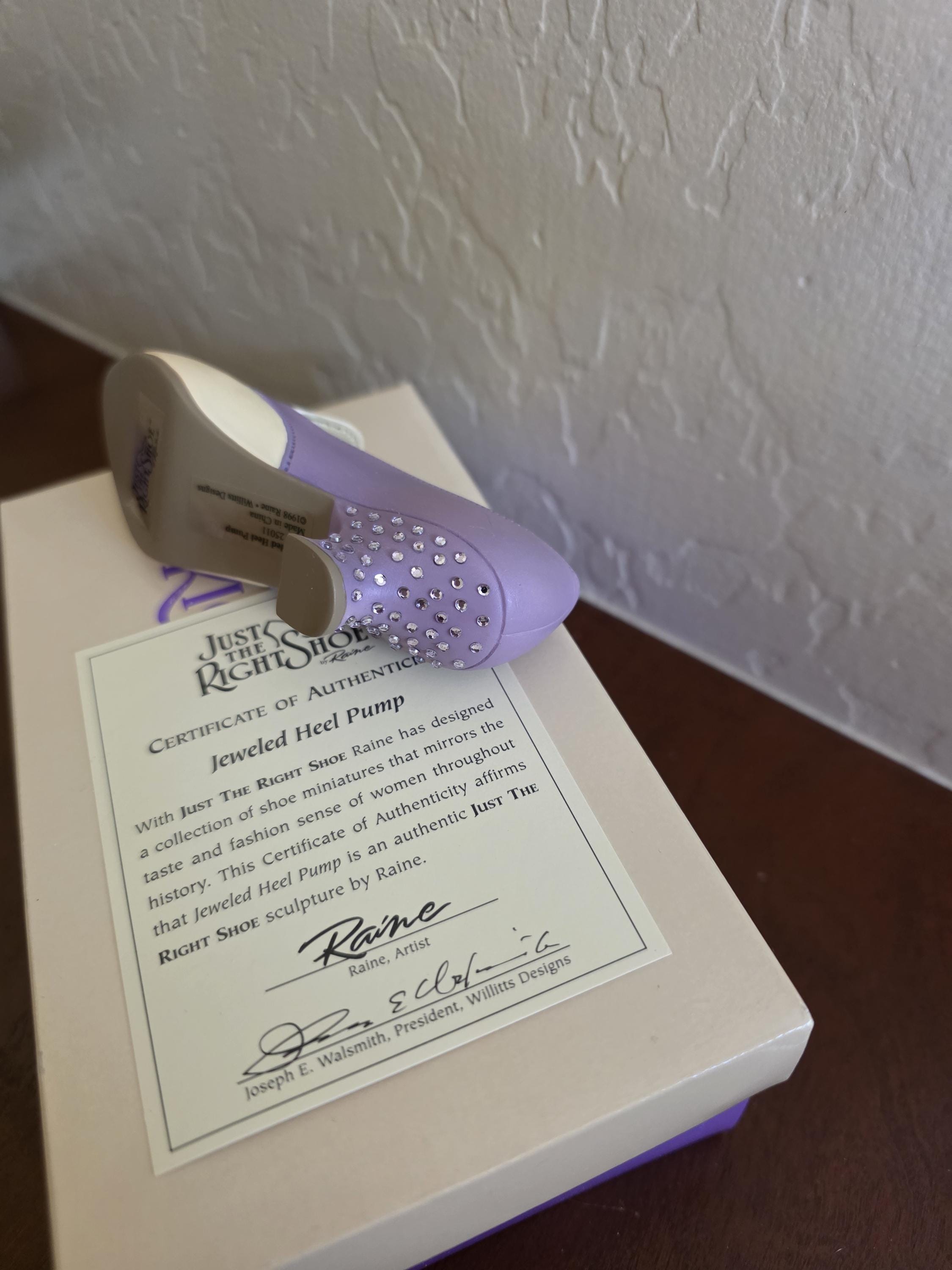 Vintage Just the Right Shoe Raine Willitts Designs Selection. Sold ...