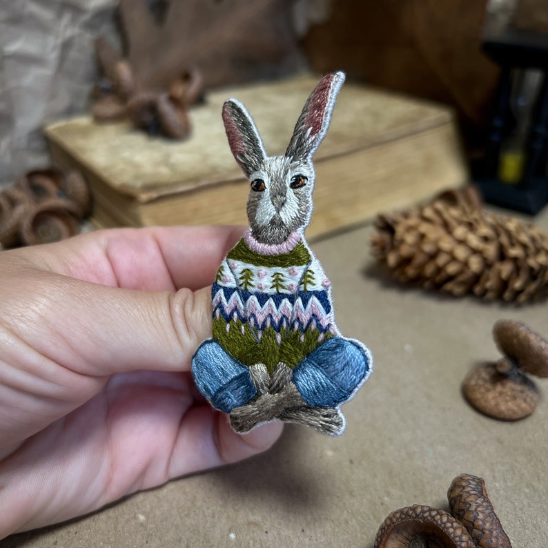 Brooch wisdom Hare Hand Embroidery - Etsy