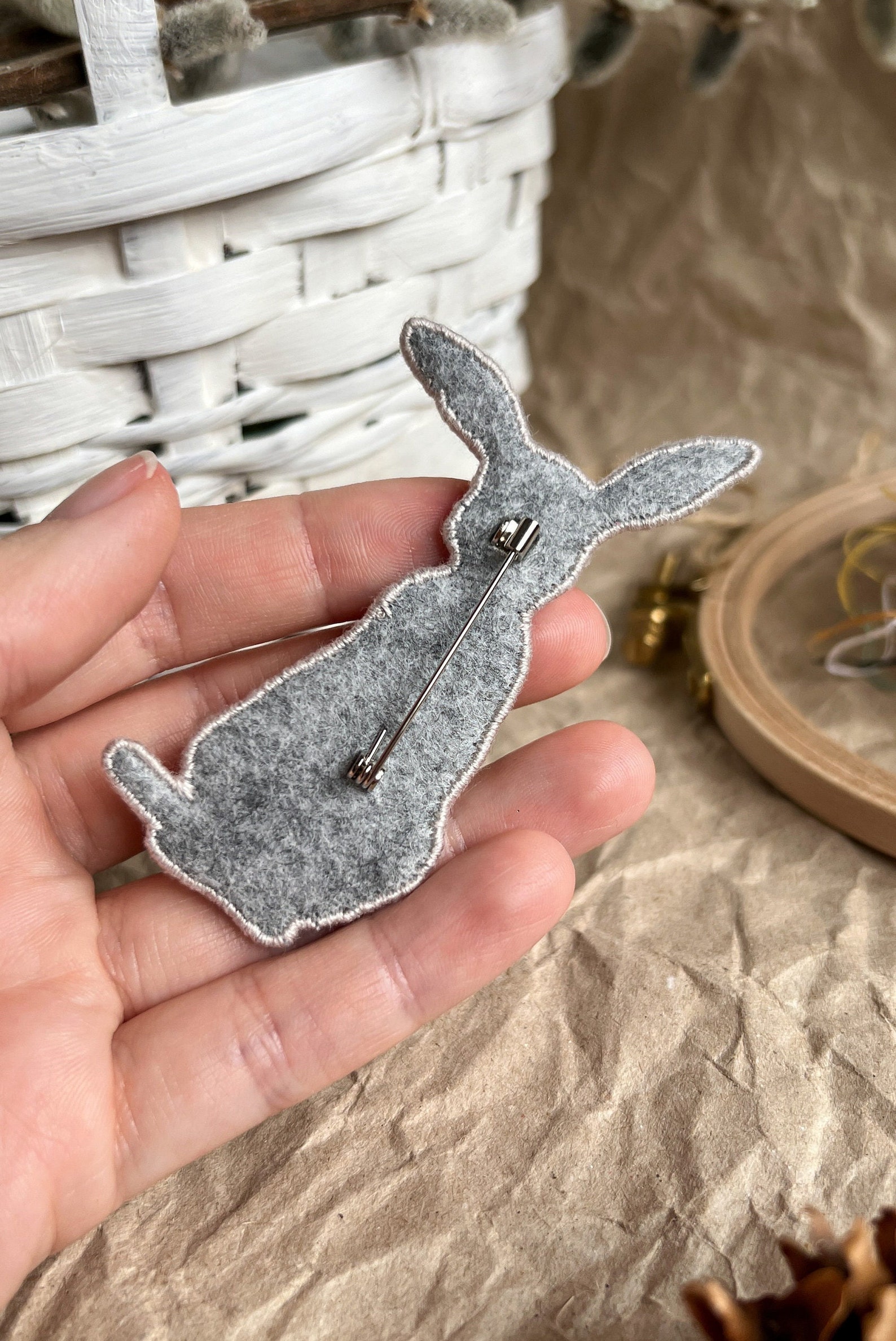 Brooch the Hare Hand Embroidery - Etsy