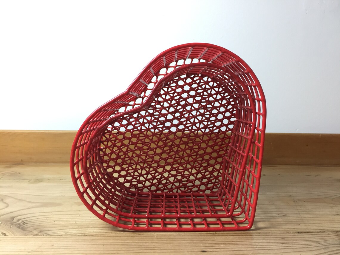 2 Funky 1980s Thread Baskets Red Heart Shaped Storage - Etsy