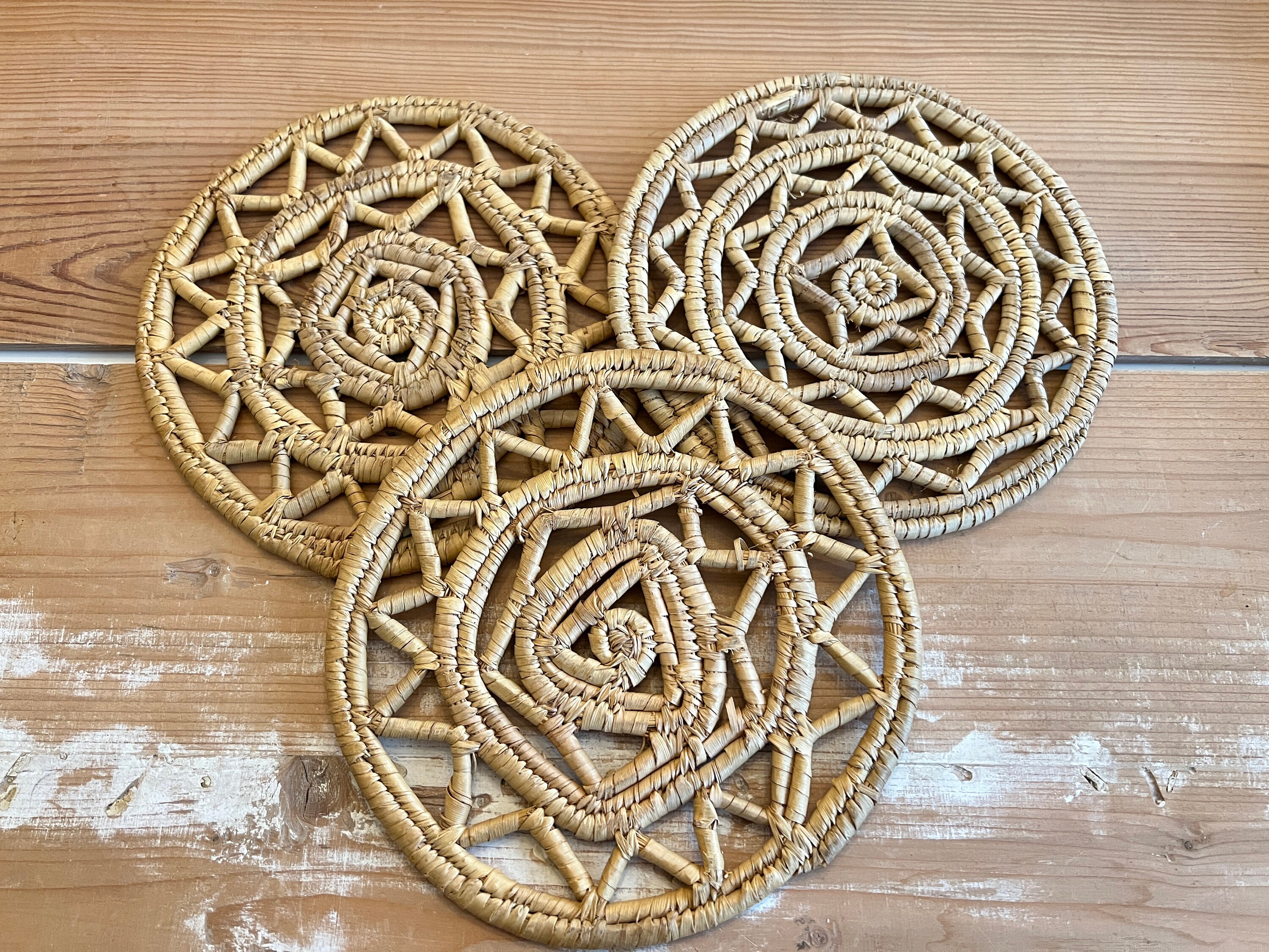 Trivets & Pot Holders Set of 3 vintage woven trivets Home & Living etna ...
