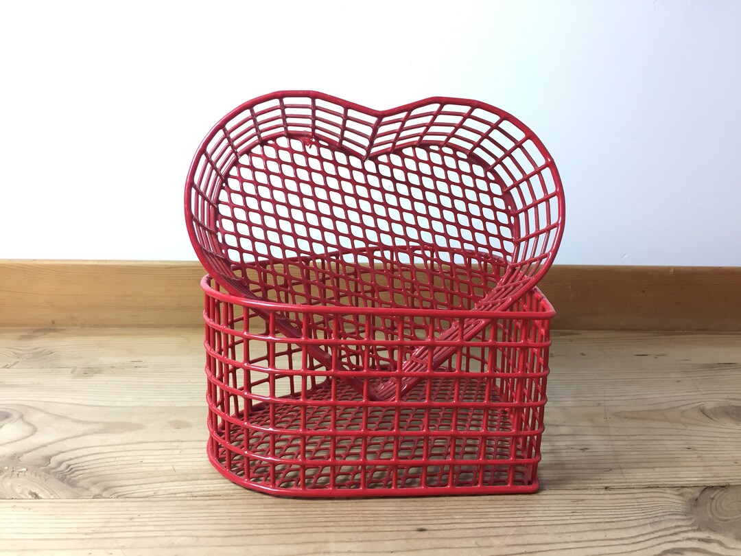 2 Funky 1980s Thread Baskets Red Heart Shaped Storage - Etsy