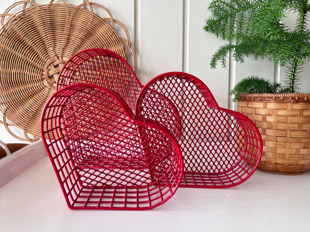 Set of 3 Thread Baskets 1980s Red Heart Shaped Storage Retro Interior ...