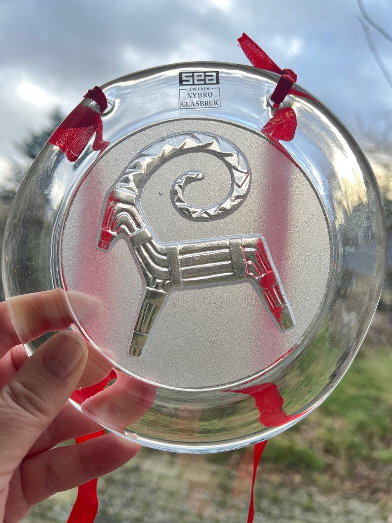 Vintage Nybro Glasbruk Suncatcher by Paul Isling Straw Goat - Etsy