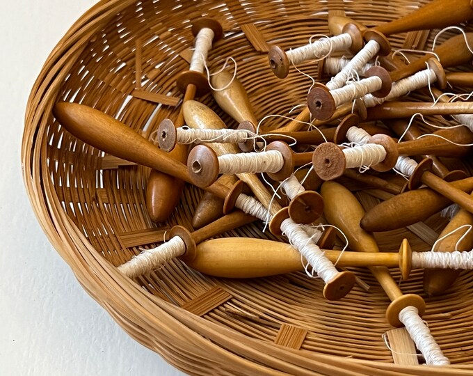 24 Vintage Bobbin Lacemaking Tool Traditional Lace Making Handicraft ...