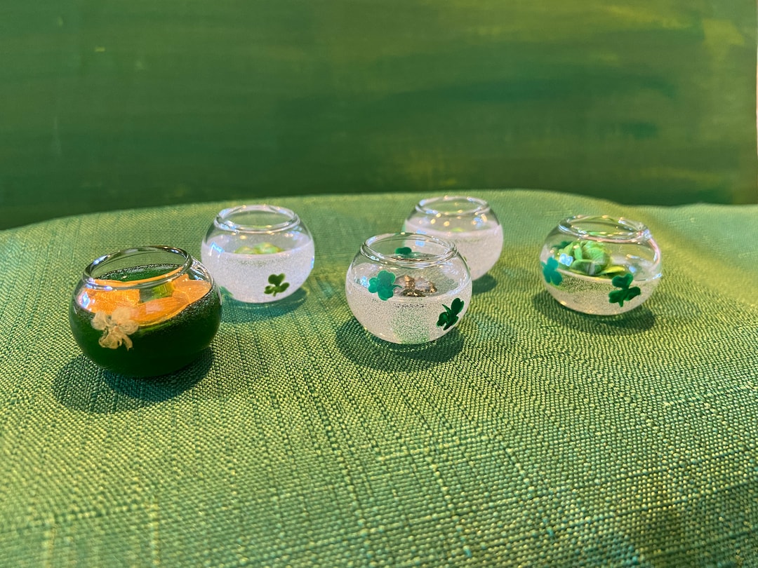 Miniature Floating Shamrock Centerpiece - Etsy