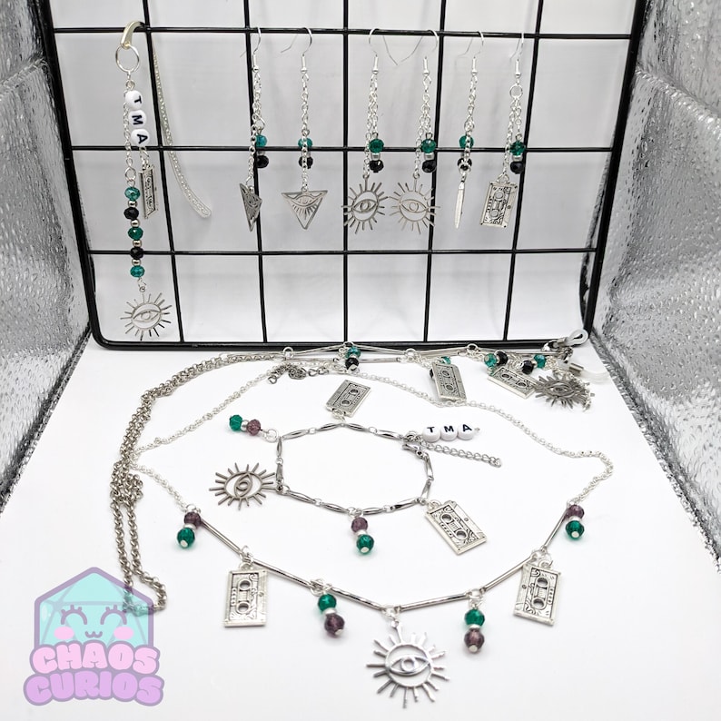 The Magnus Archives Glasses Chain, TMA Jewellery, the Magnus Archives ...