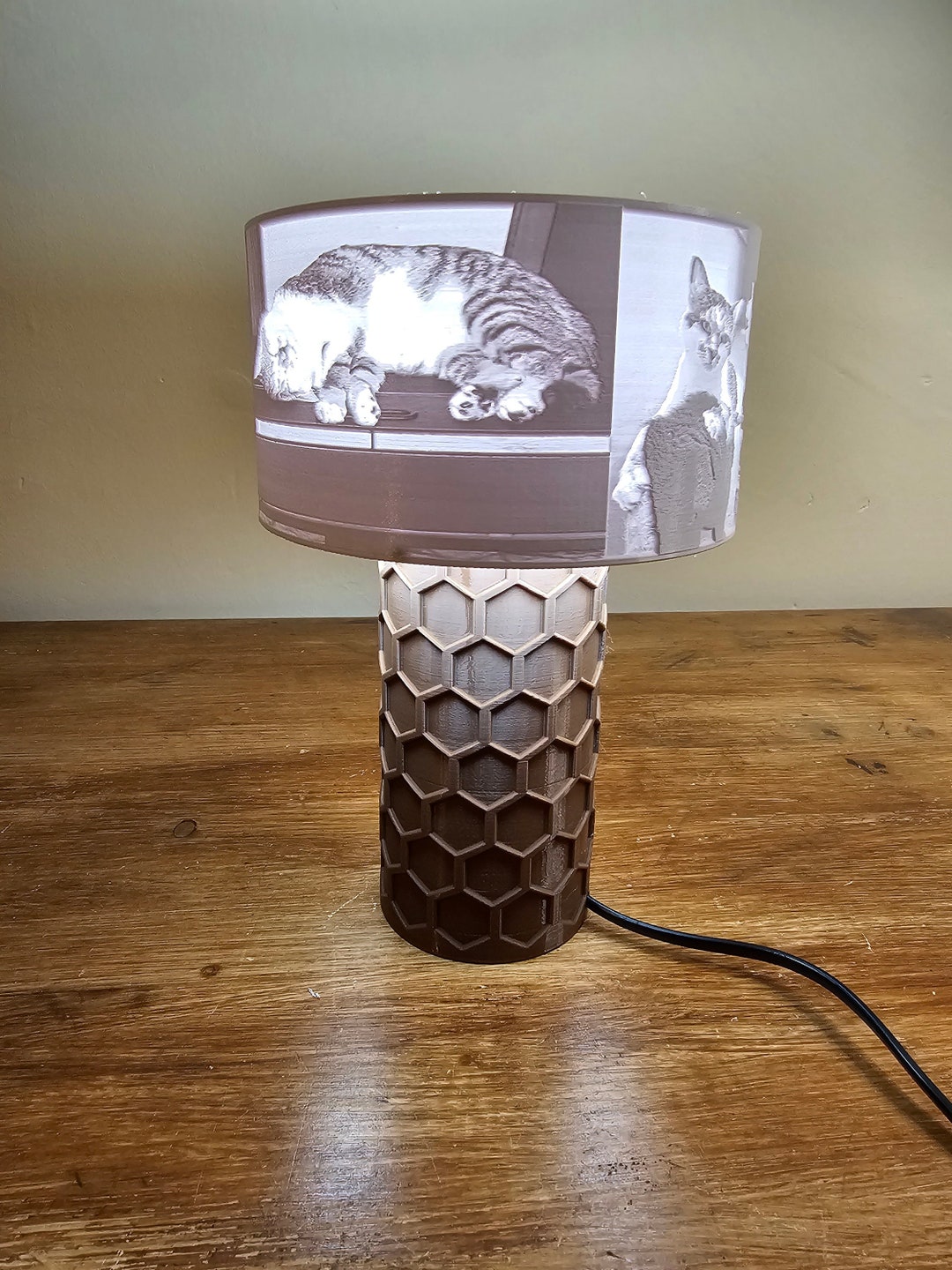 Personalised Pet Photo Lamp Shade, Custom Round Lithophane 3D Printed ...