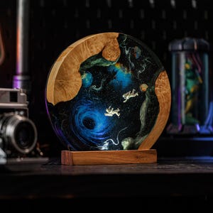 Lamp Galaxy Resin, Astronaut Resin Lamp, Custom Epoxy Resin Lamp, Night ...