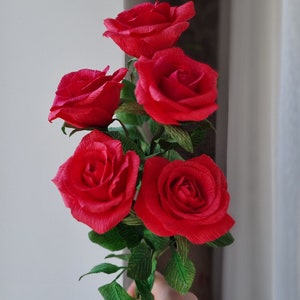 Red Roses Paper Bouquet for Home Decoration, Floral Centerpiece Dining ...