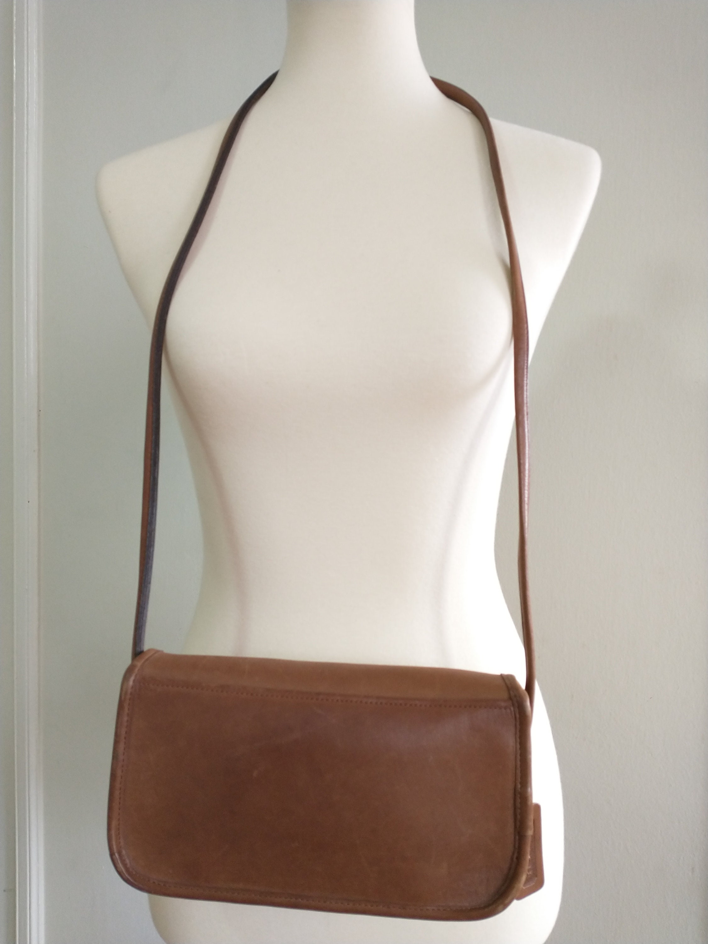 Vintage British Tan Dinky Coach Purse - Etsy