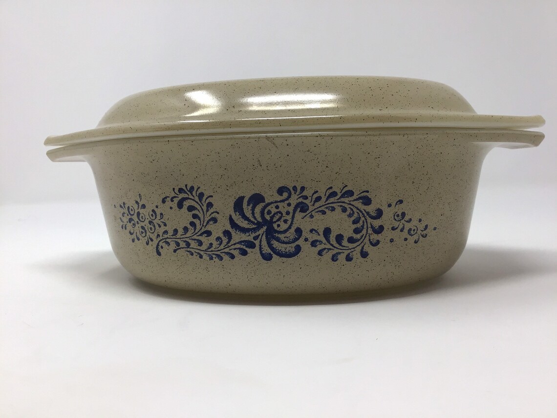 Vintage 1976 Pyrex Blue Homestead Pattern 1 1/2 Quart - Etsy