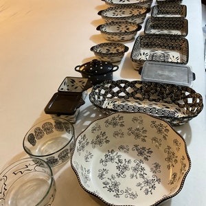 Old World Temptations Black Pattern - Etsy