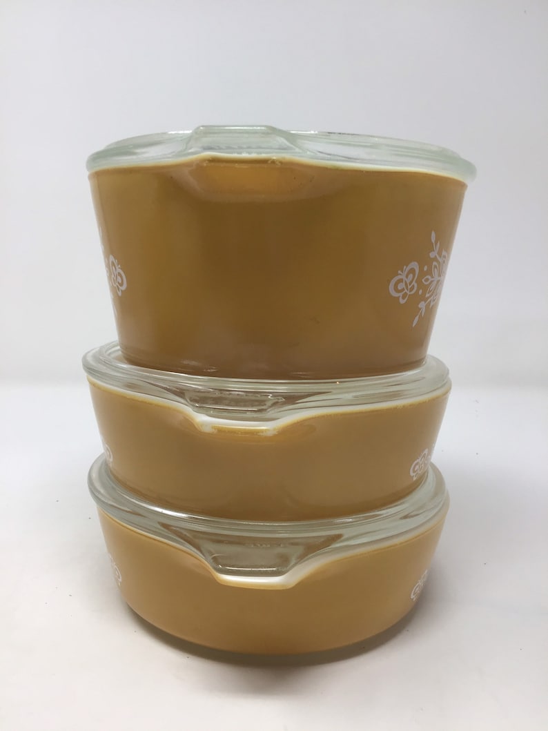 Vintage Pyrex Butterfly Gold Pattern Set of Three Small | Etsy