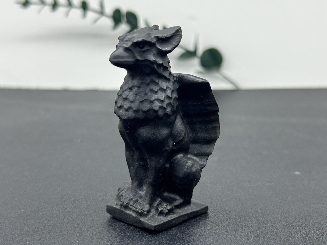 2.7"+ Natural Obsidian Carved Griffin Skull，quartz Crystal Griffin ...