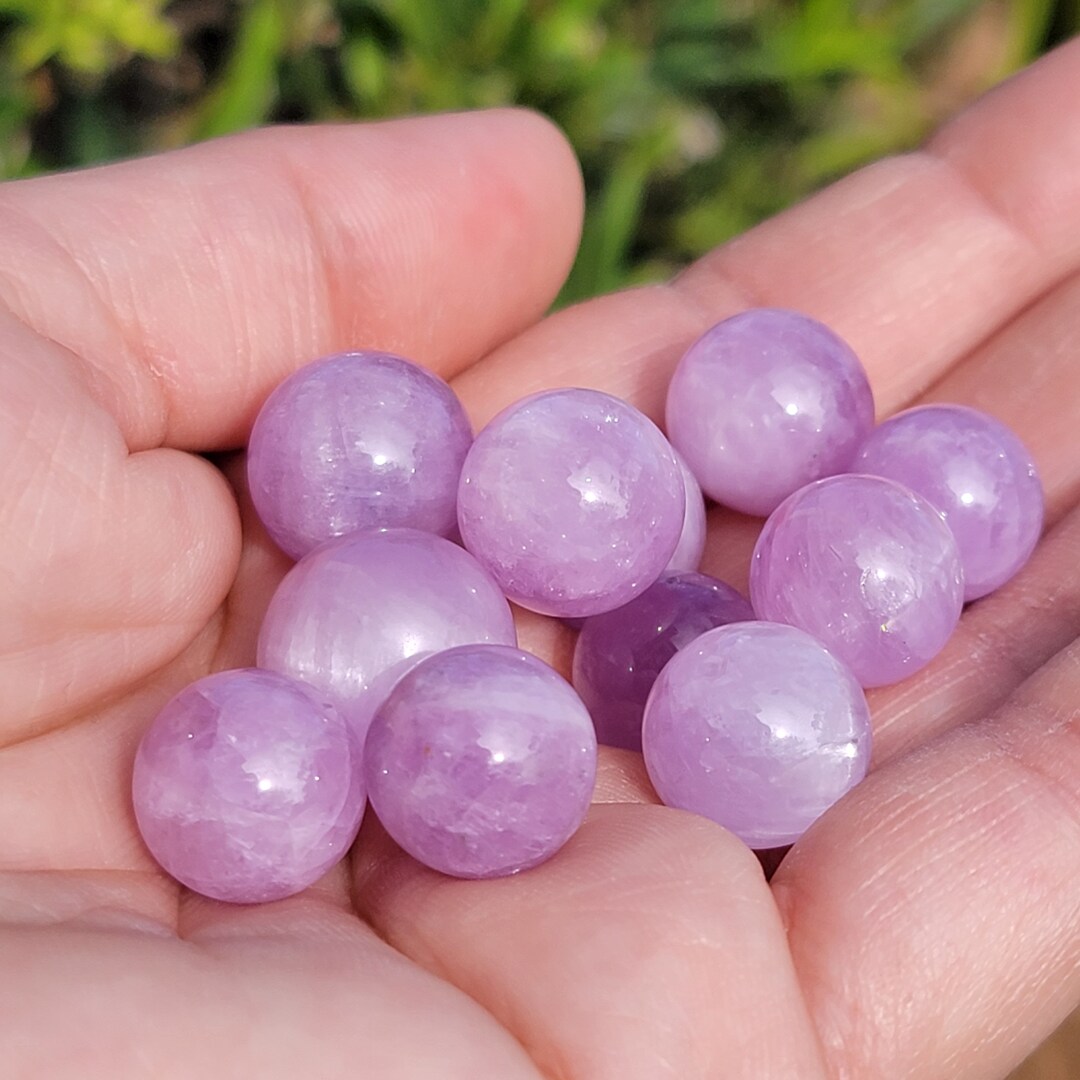 Crystals Kunzite Sphere Mini Crystals - Etsy