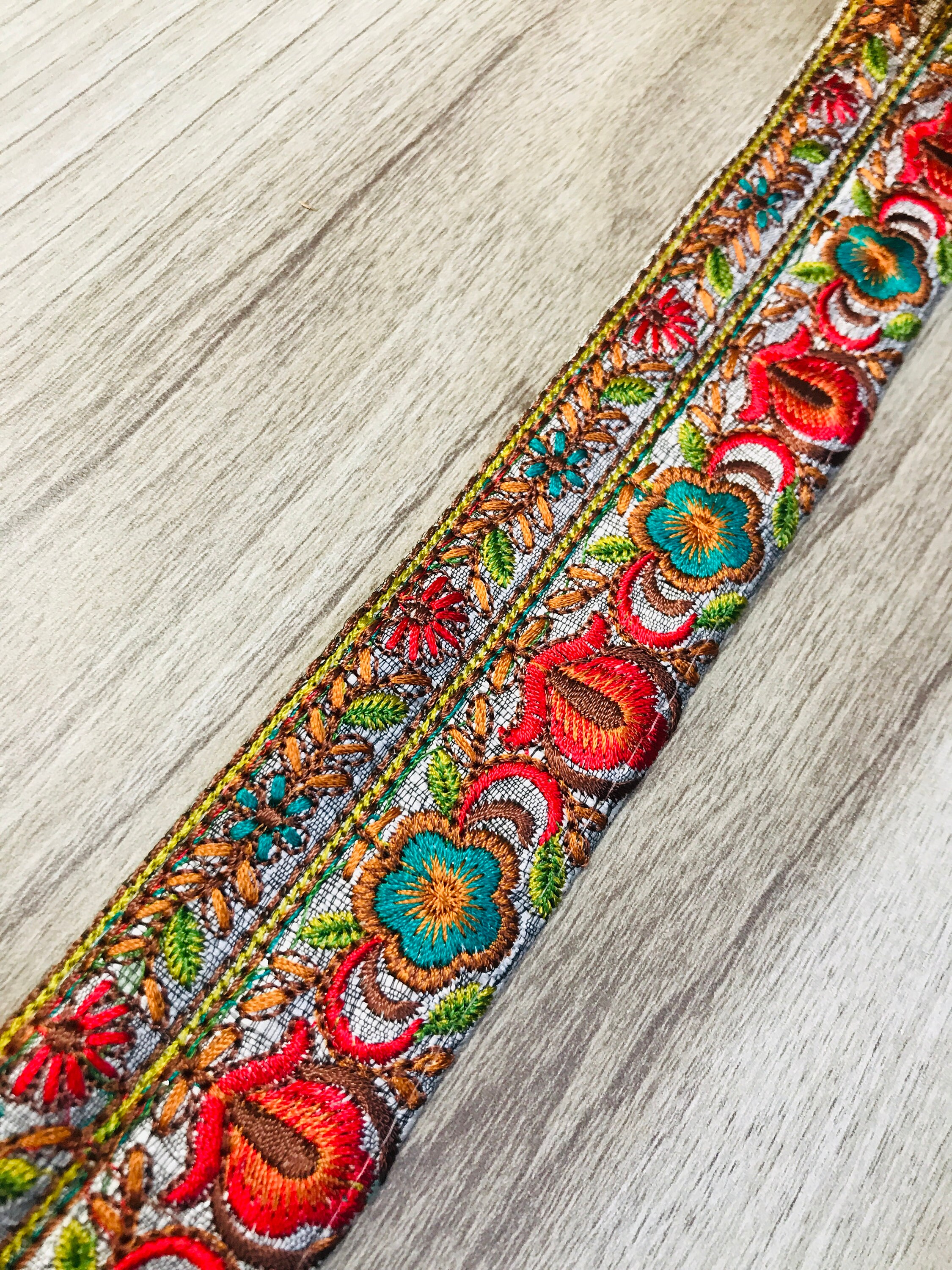 Paisley Indian Embroidered Border Crafting Sewing Decorative Fabric ...