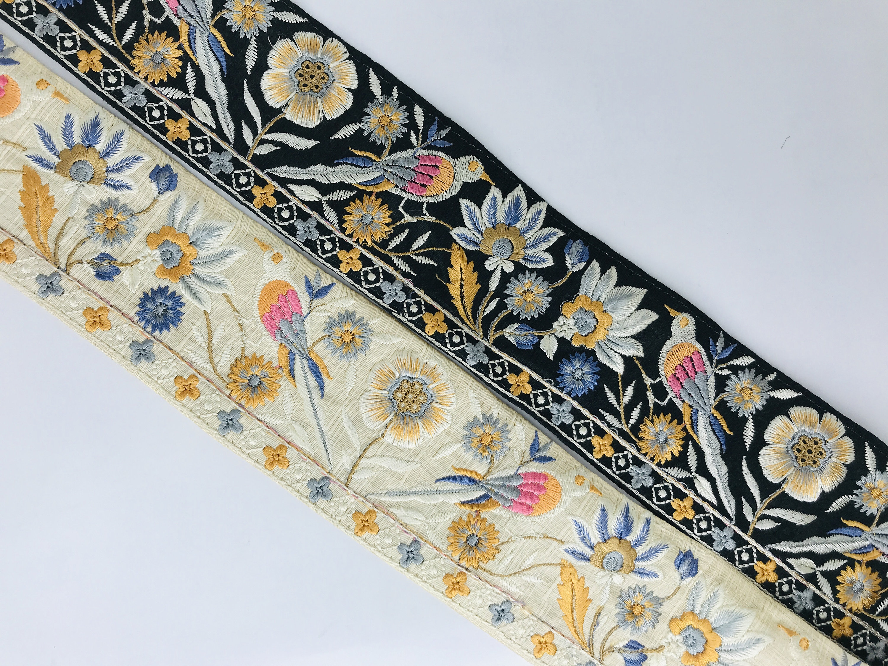 Indian Laces Sari Borders India Trims Boho Silk Saree - Etsy