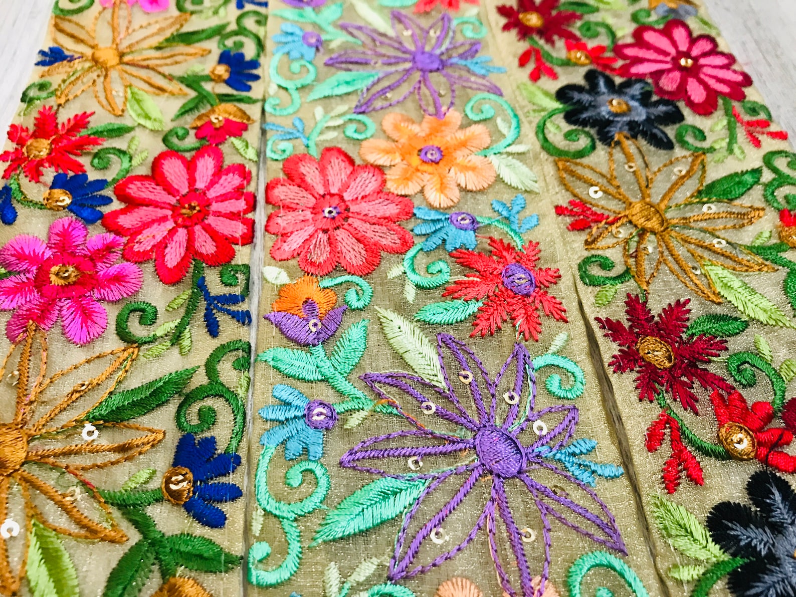 Beautiful Floral Design Trim Embroidered Border Crafting - Etsy