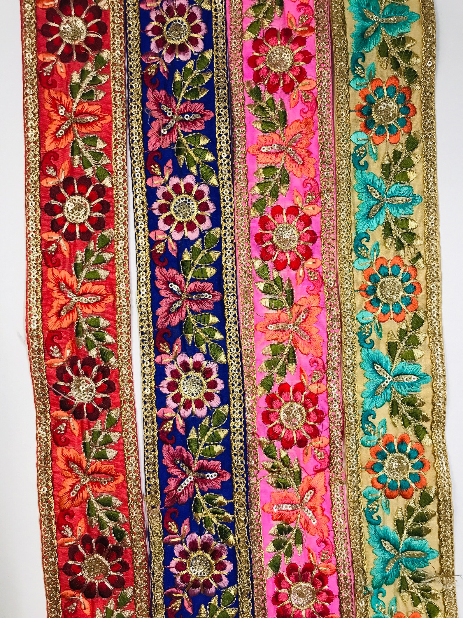 Floral Design Trim Indian Embroidery Decorative Saree Border Lace ...
